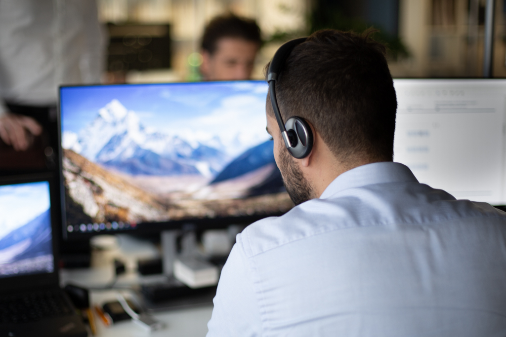 Solutions - dataworld